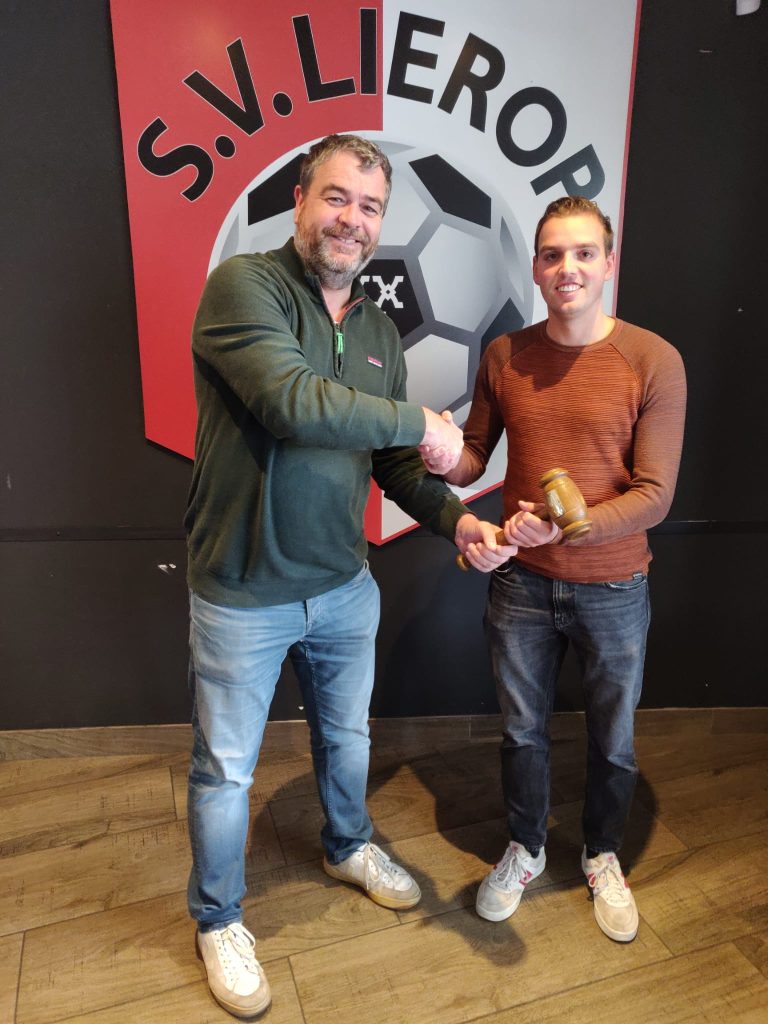 Notulen ALV: Ralf van de Laar nieuwe voorzitter SV Lierop - Voetbalvereniging SV Lierop